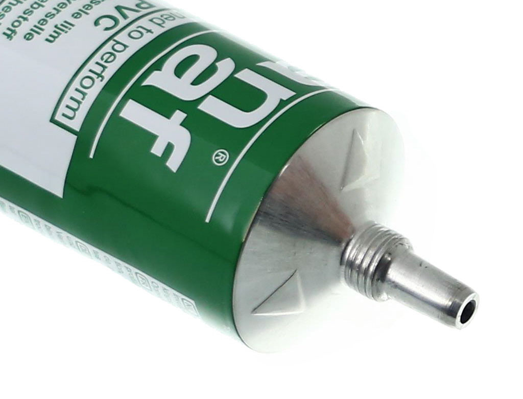 Colle blanche pour pvc